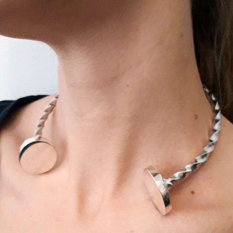 Torque en argent «torsion» unisexe - Lefavrais Artisan Joaillerie